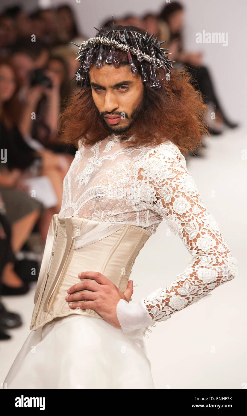 Fashion designer Ziad Ghanem's dramatic catwalk show with Spring/Summer ...