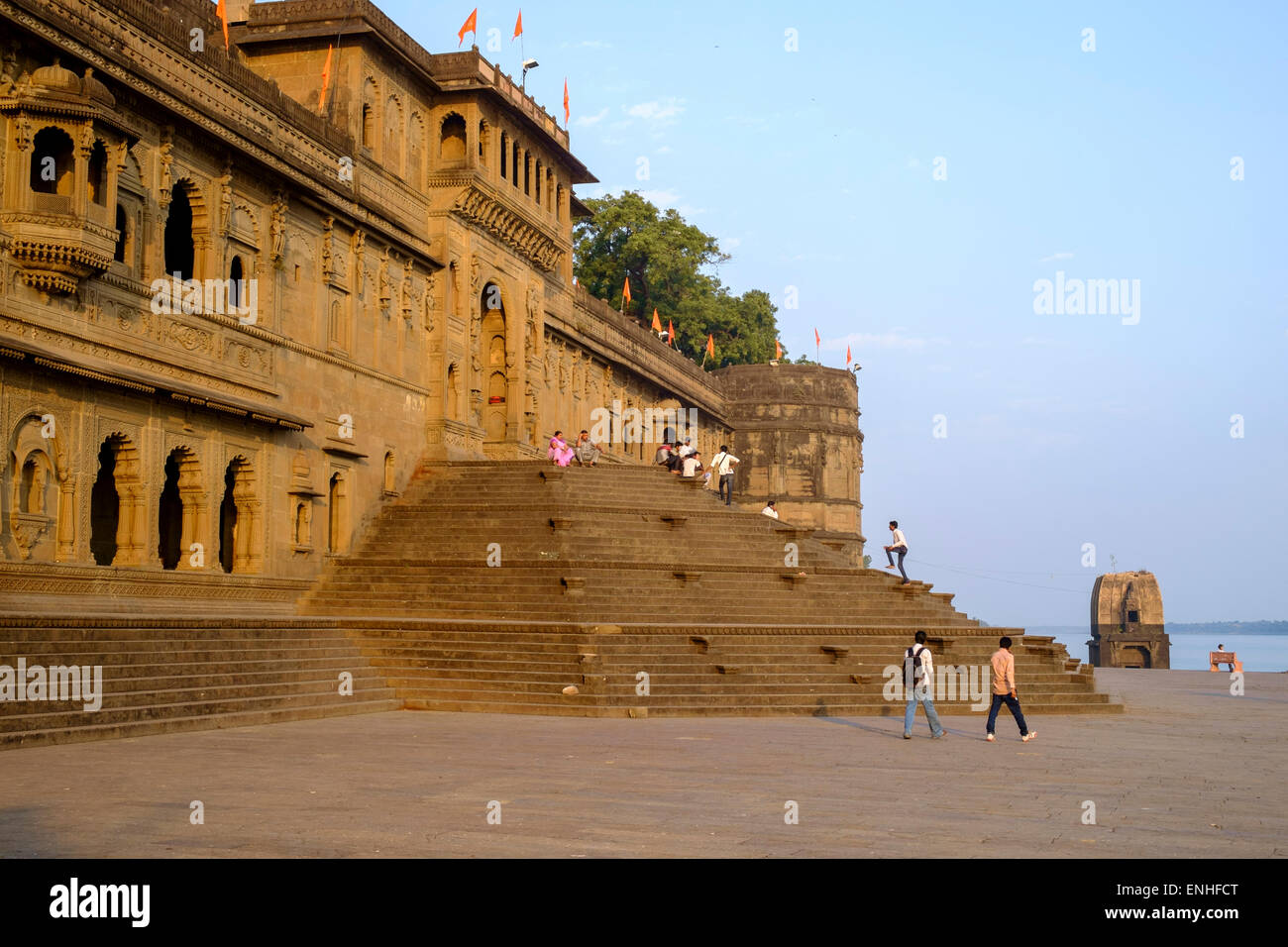 Ahilya fort maheshwar india hi-res stock photography and images - Alamy
