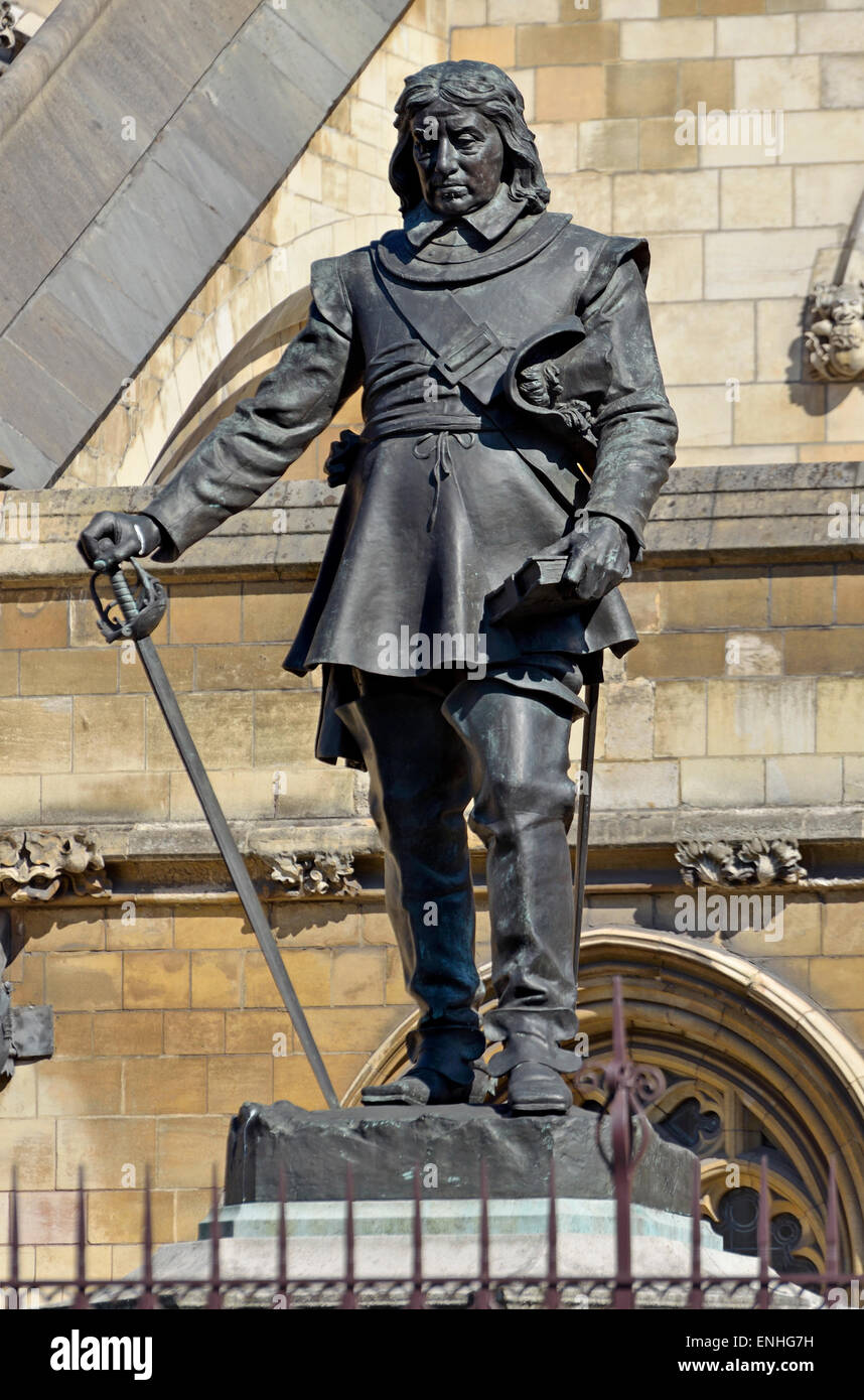 William hamo thornycroft bronze memorial hi-res stock photography and images - Alamy