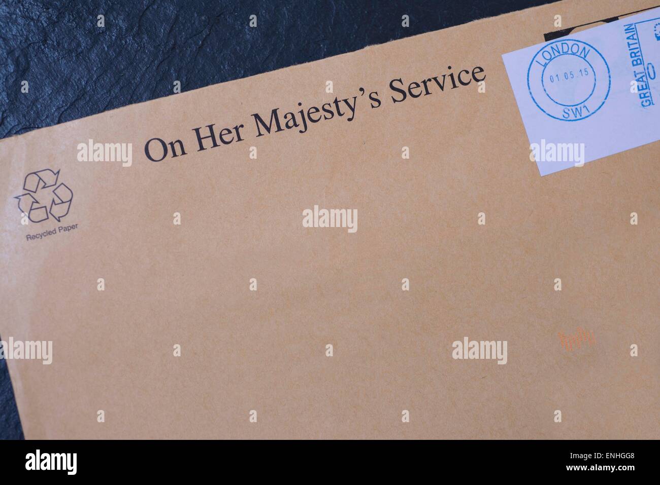 On Her Majesty’s Service brown envelope Stock Photo - Alamy