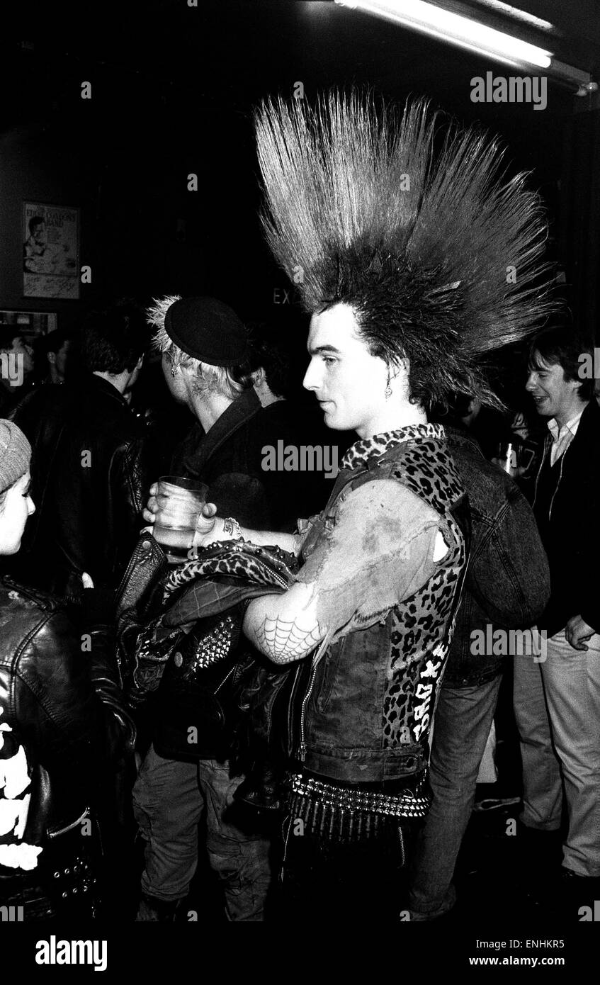 Punks 1980s Black and White Stock Photos & Images - Alamy