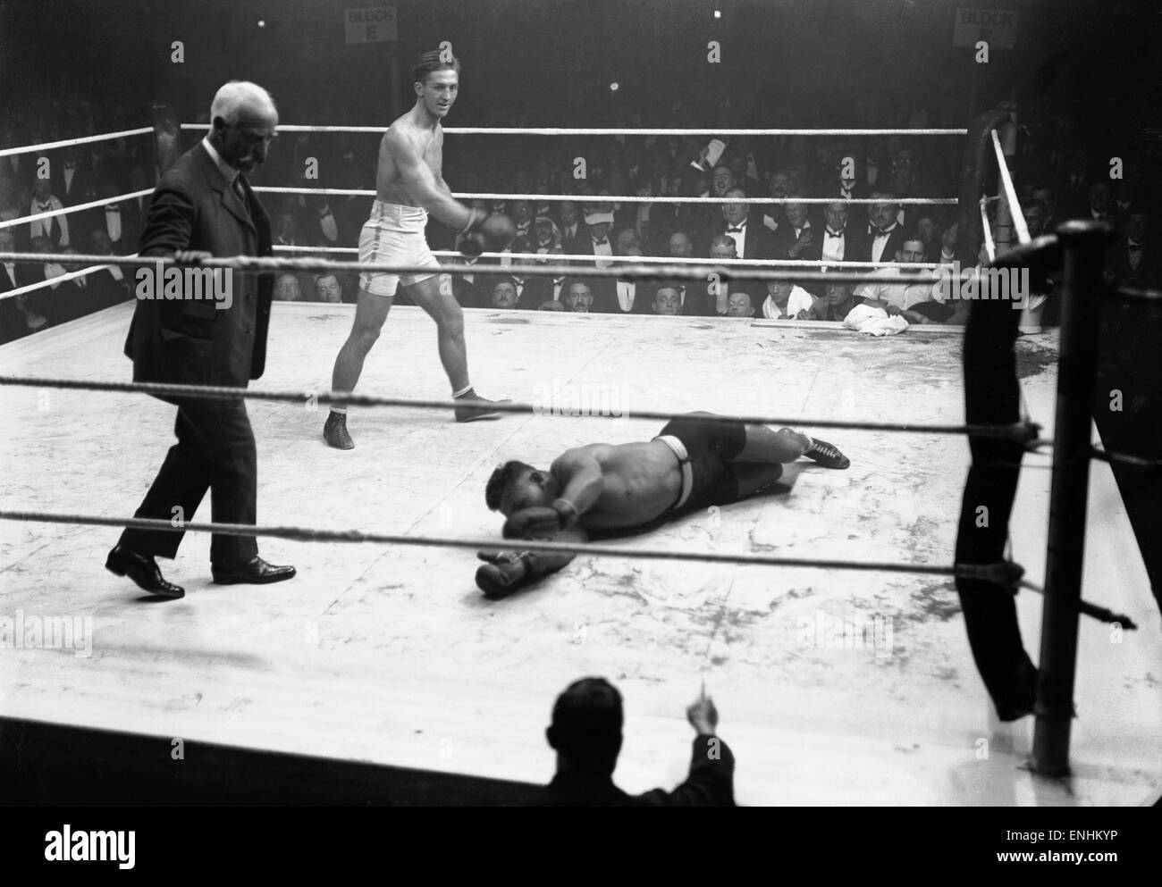 1910s heavyweight boxer hi-res stock photography and images - Alamy