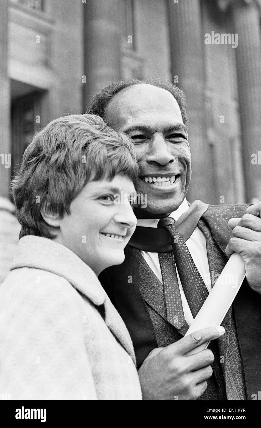 Anne thompson Black and White Stock Photos & Images - Alamy