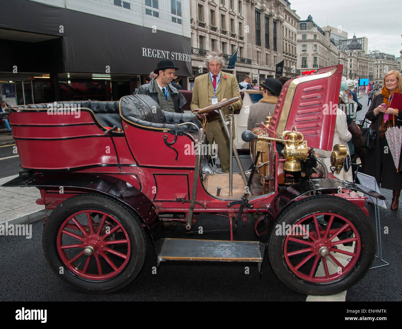 Edd China judges the vintage cars at the Regent Street Motor Show ...