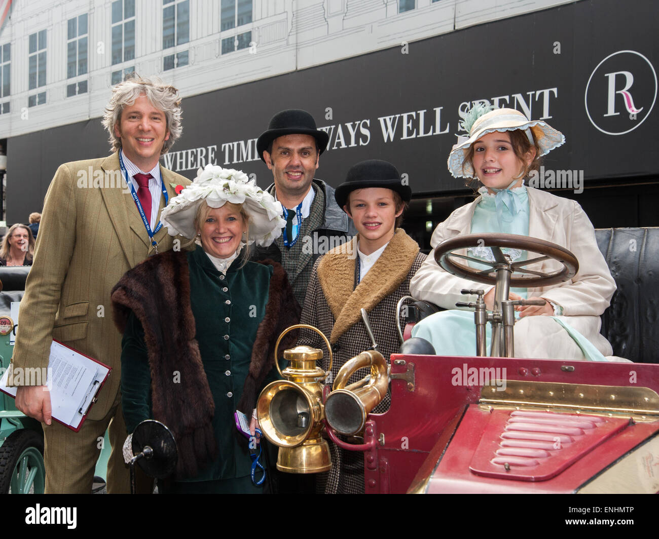 Edd China judges the vintage cars at the Regent Street Motor Show ...