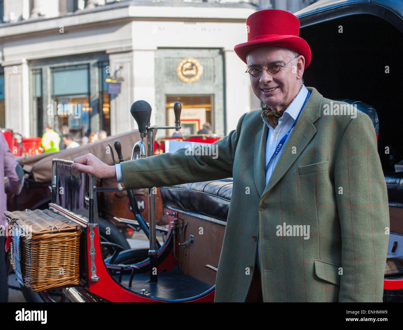 Edd China judges the vintage cars at the Regent Street Motor Show ...