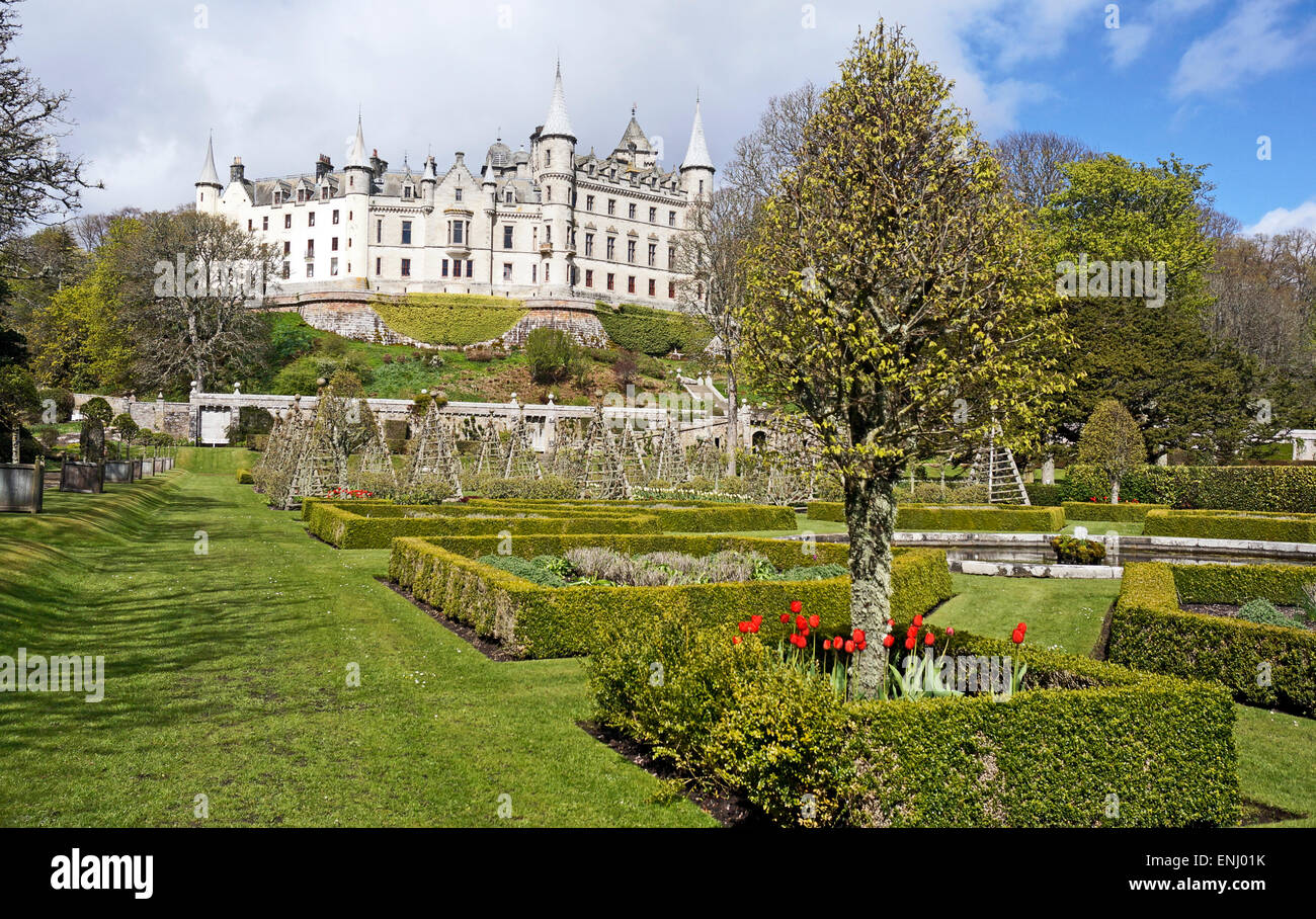 Dunrobin castle gardens golspie scotland hi-res stock photography and ...