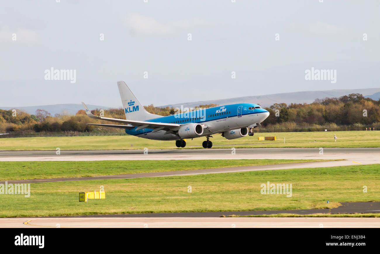 Boeing 737 winglet hi-res stock photography and images - Alamy