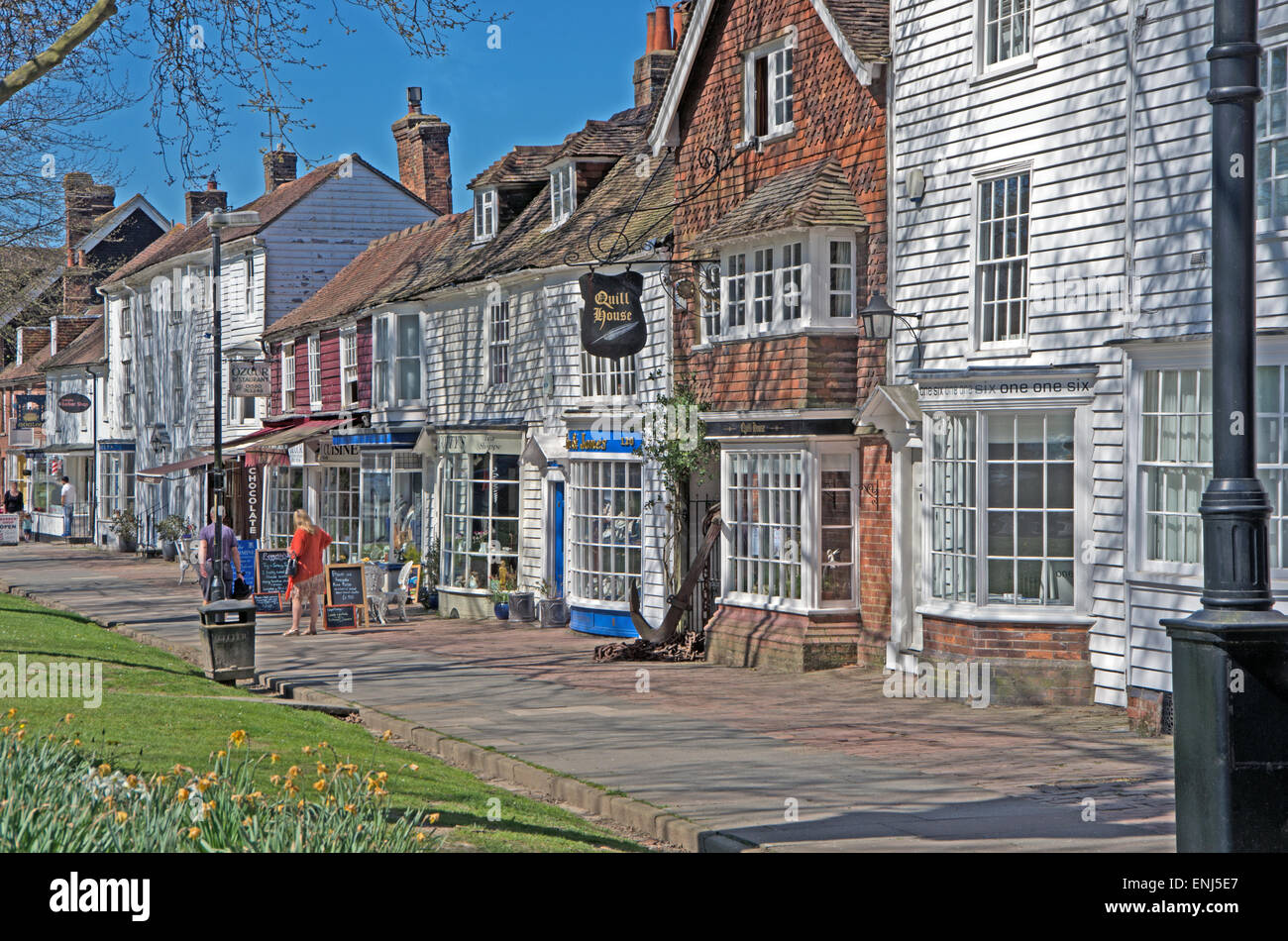 Tenterden Kent England Cafe and Shops High Street Stock Photo - Alamy