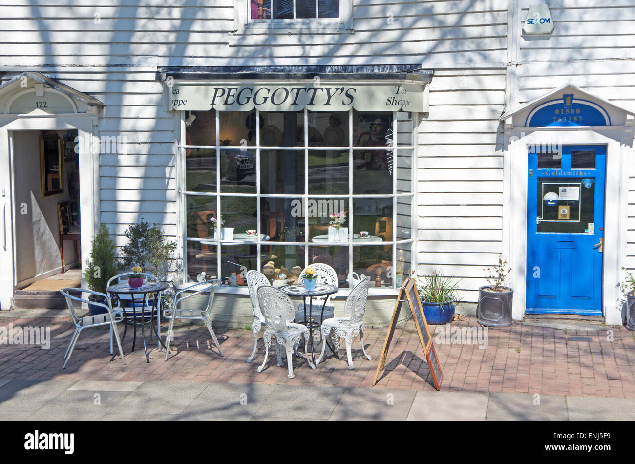 Tenterden Kent England Tea Shop High Street Stock Photo - Alamy