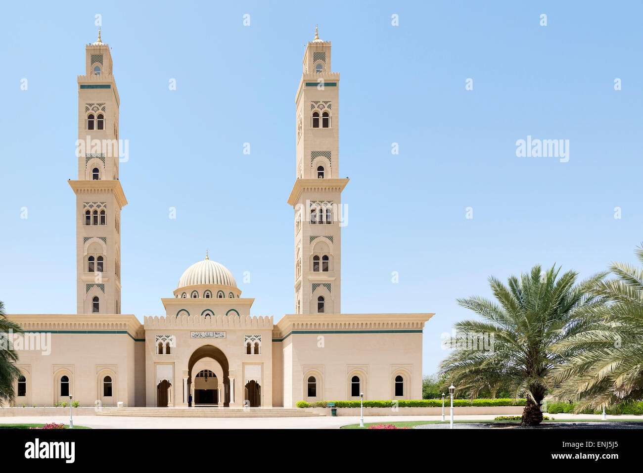 Blue mosque muscat oman middle hi-res stock photography and images - Alamy