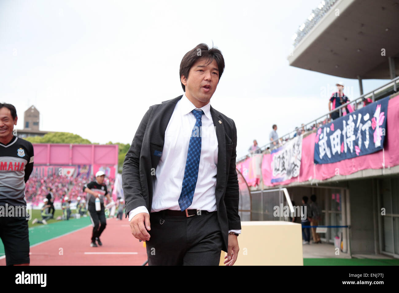 KINCHO Stadium, Osaka, Japan. 6th May, 2015. Hiroshi Nanami (Jubilo ...