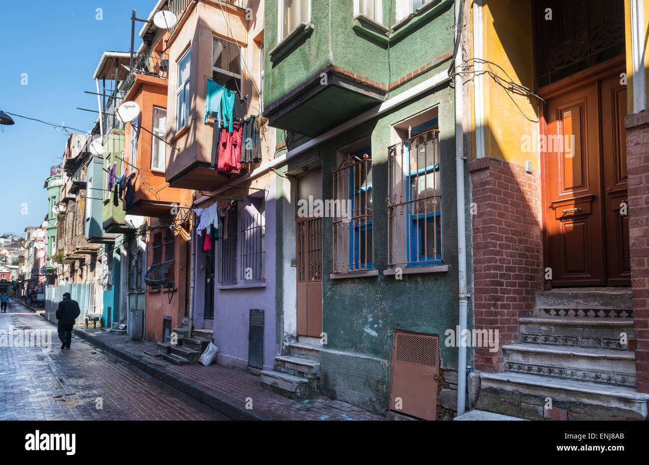 Colourful houses istanbul hi-res stock photography and images - Alamy