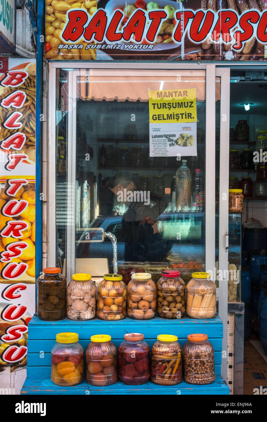 Istanbul balat fener street food hi-res stock photography and images ...
