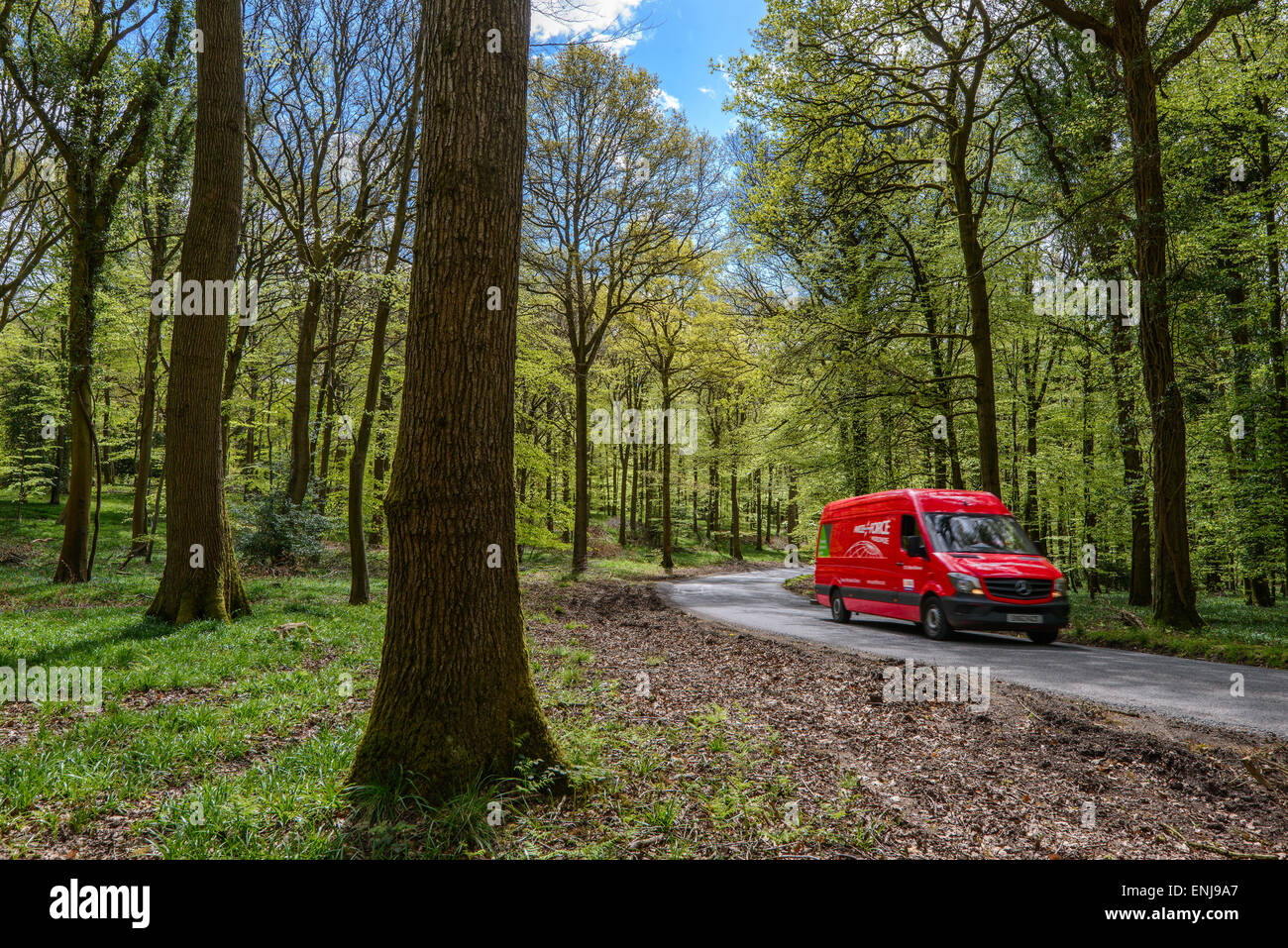 Road van parcelforce hi-res stock photography and images - Alamy