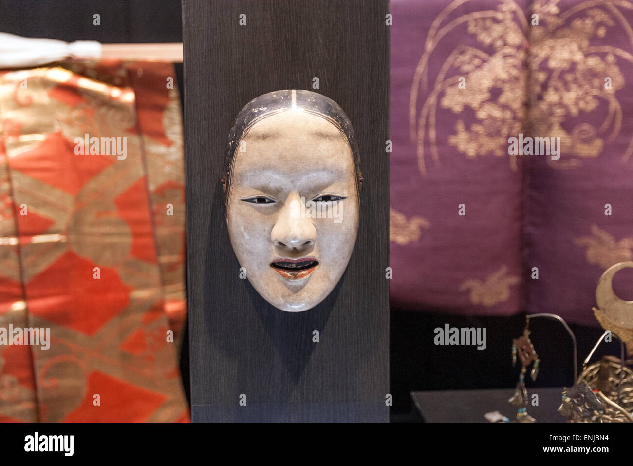 Noh Mask, Zoh'onna, by Deme Zekan Yoshimitsu, Edo period, The Tokyo ...