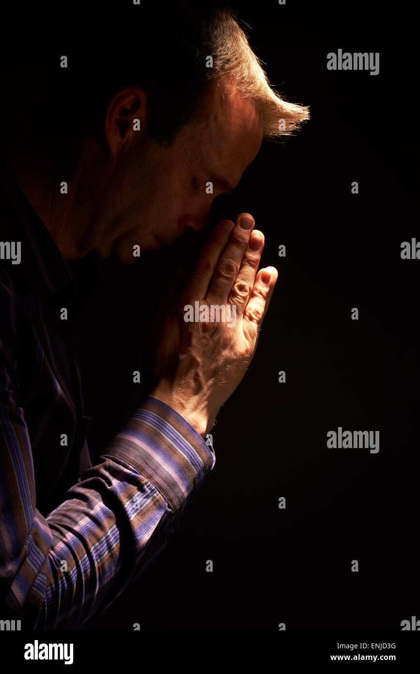 Man ray hands hi-res stock photography and images - Alamy