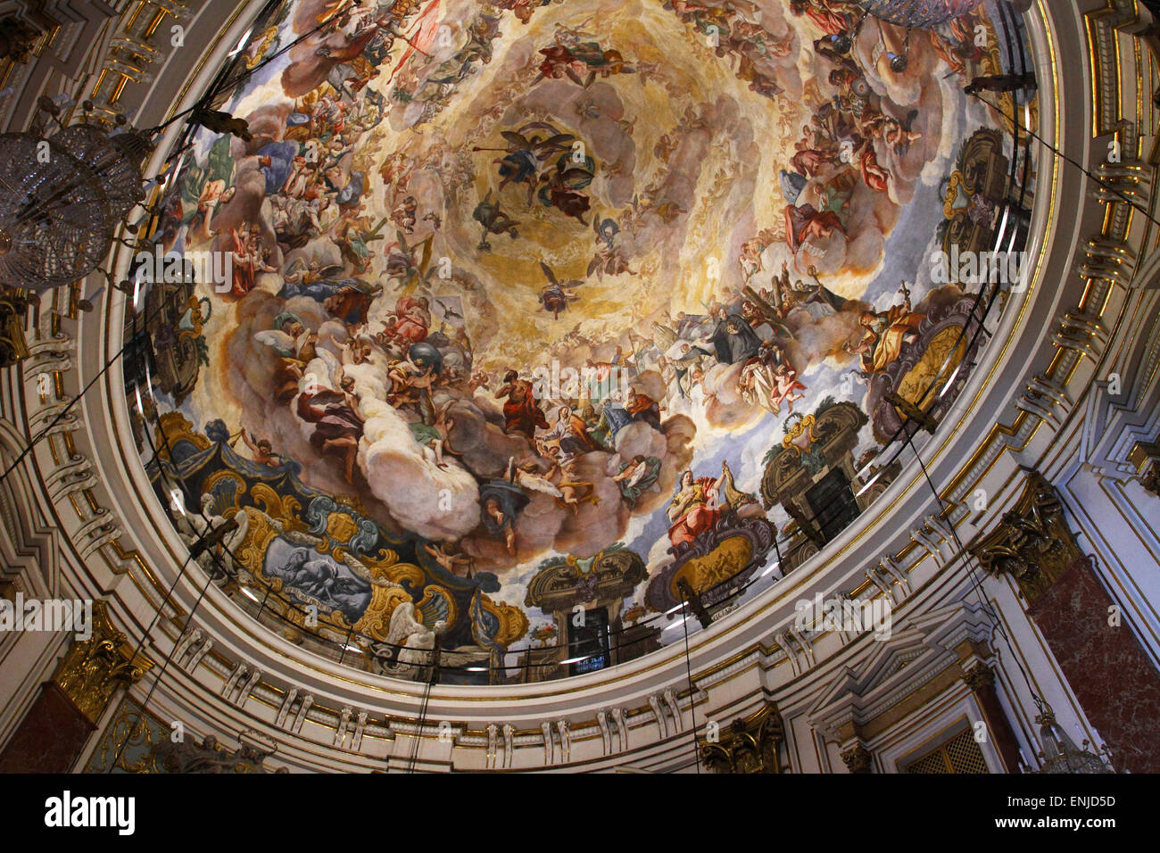 Real basilica de nuestra hi-res stock photography and images - Alamy