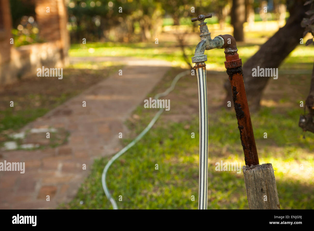 Turn tap hi-res stock photography and images - Alamy