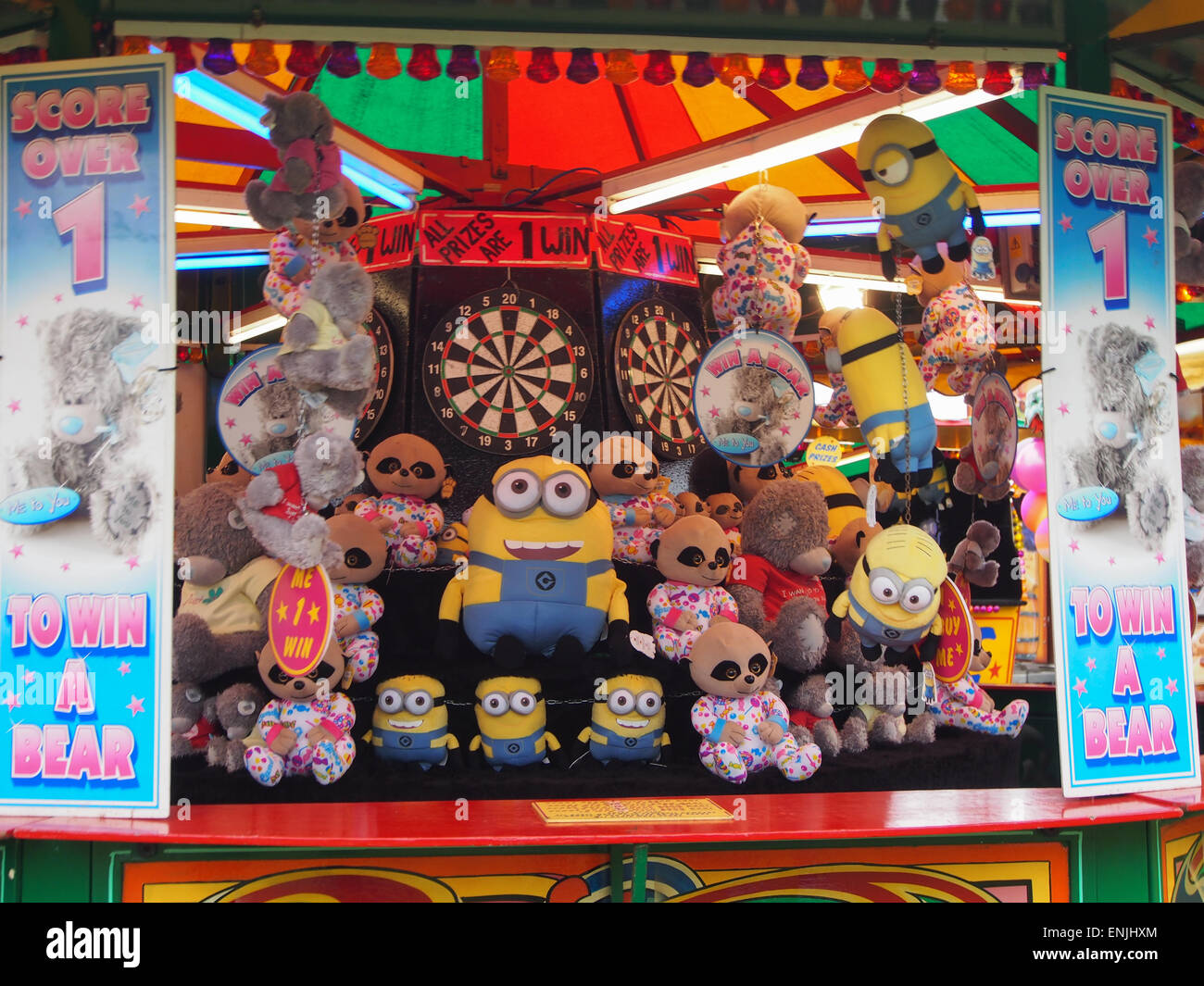 Fairground darts competition stall with prizes Stock Photo - Alamy