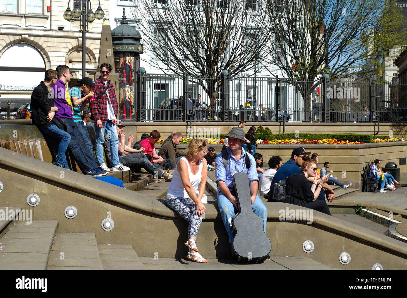 Birmingham city centre buskers busking Stock Photo - Alamy