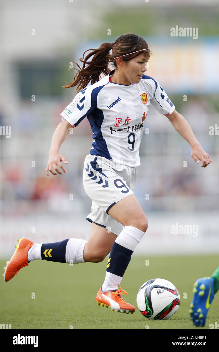 Ajinomoto Field Nishigaoka, Tokyo, Japan. 6th May, 2015. Nahomi ...