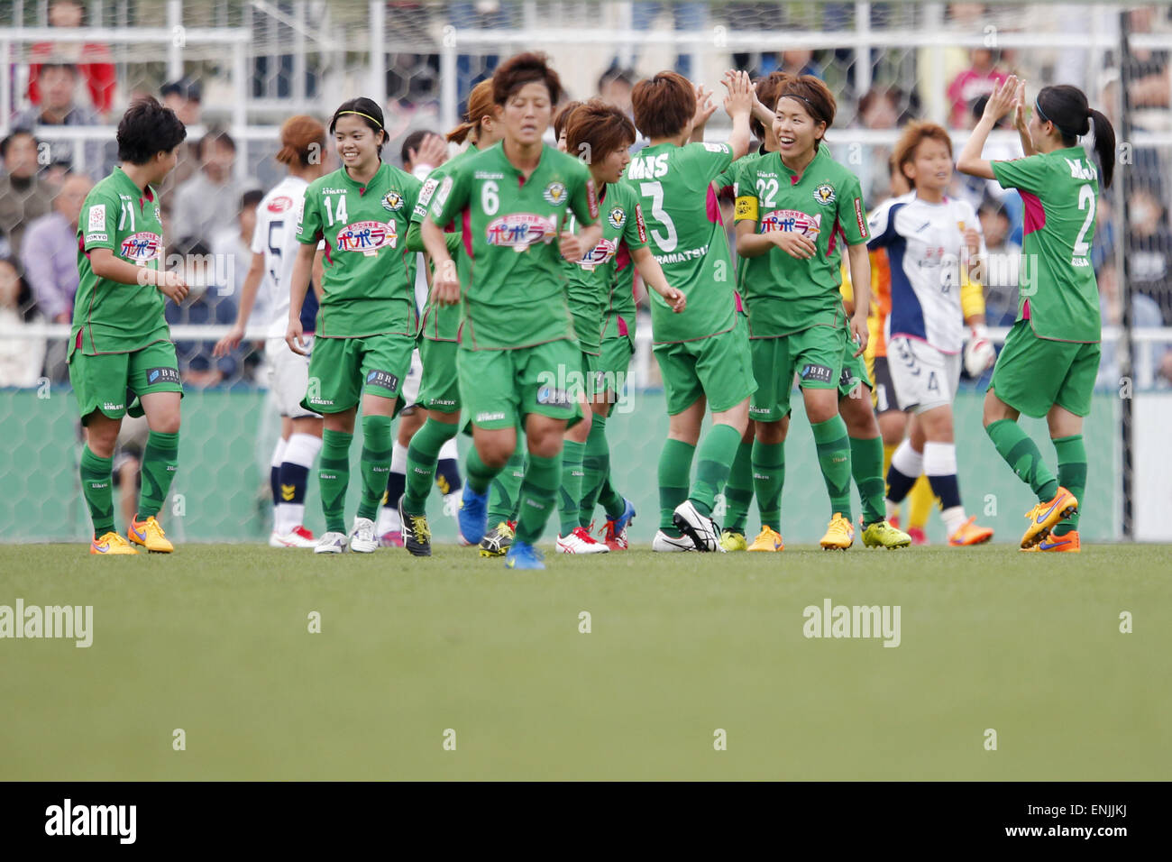 Ajinomoto Field Nishigaoka, Tokyo, Japan. 6th May, 2015. NTV Beleza ...