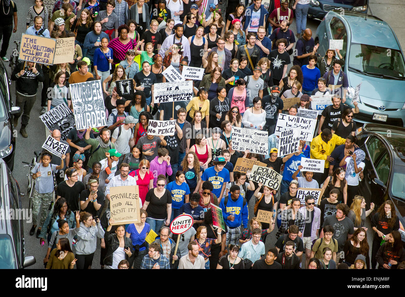 BALTIMORE, MARYLAND - Demonstrators take to the streets of downtown ...