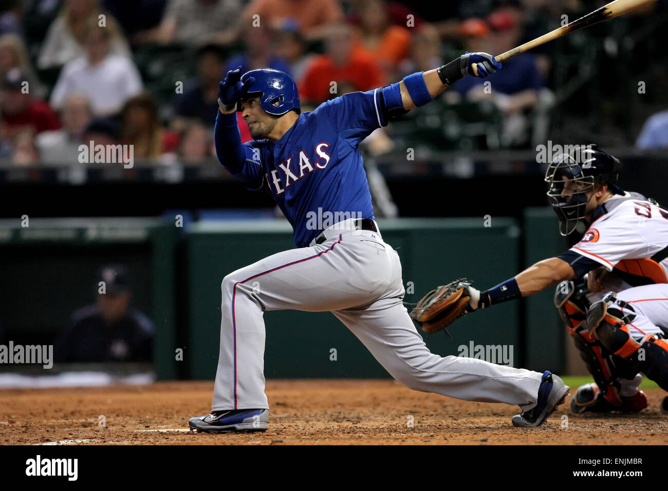 Texas rangers catcher robinson chirinos 61 hi-res stock photography and ...