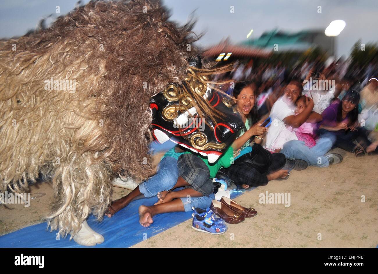 Ginowan, Okinawa, Japan: lion dance Stock Photo - Alamy