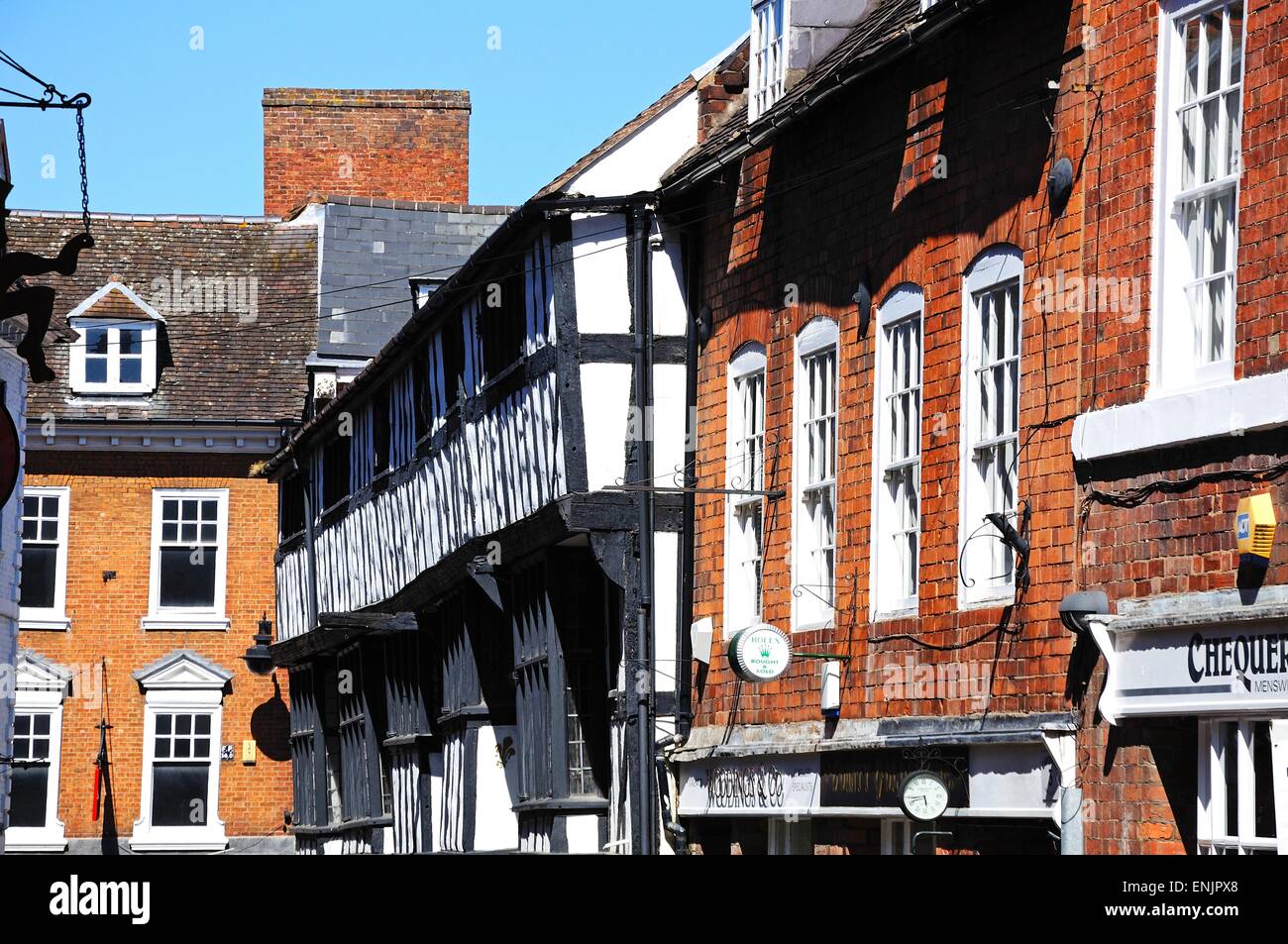 Row of shops shropshire hi-res stock photography and images - Alamy