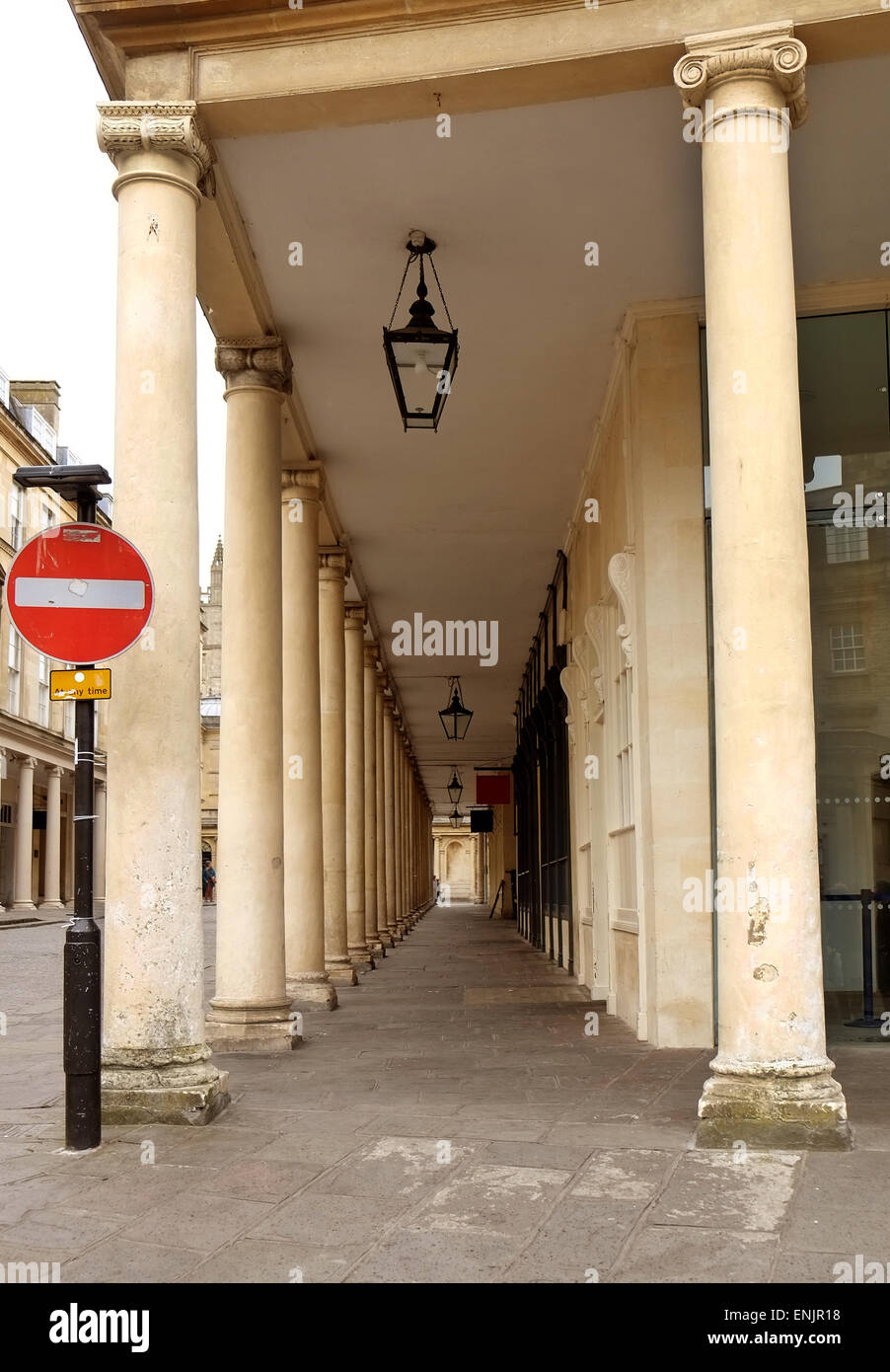 Long colonnade in the old city of Bath Stock Photo - Alamy