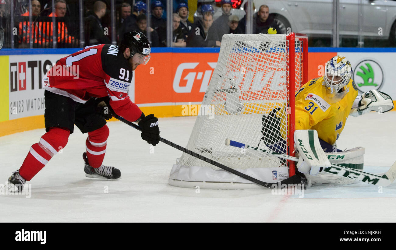 Goalkeeper Anders Nilsson (SWE) and Tyler Seguin (CAN) in action during ...