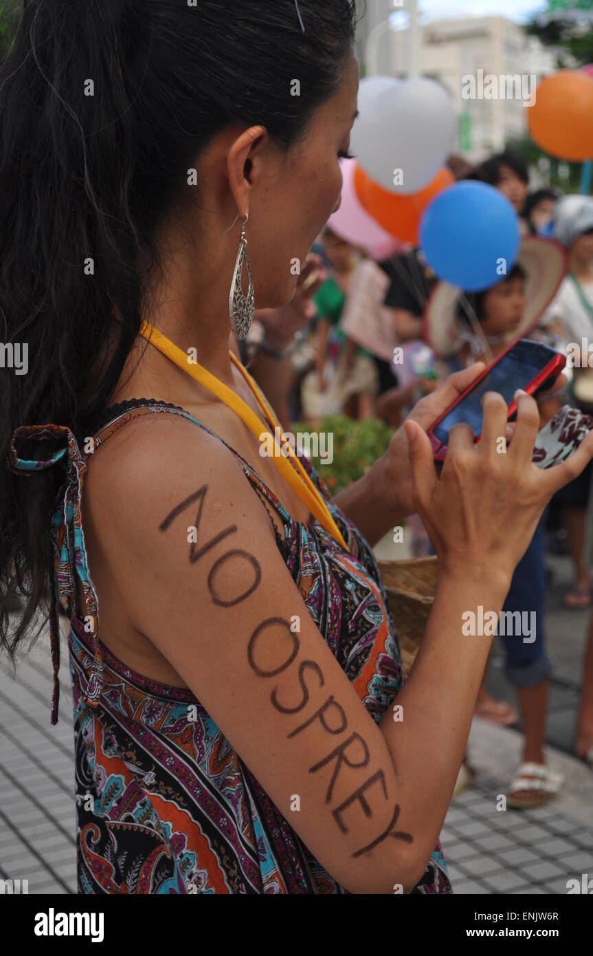 Okinawa, Japan: people protesting against the American bases Stock ...