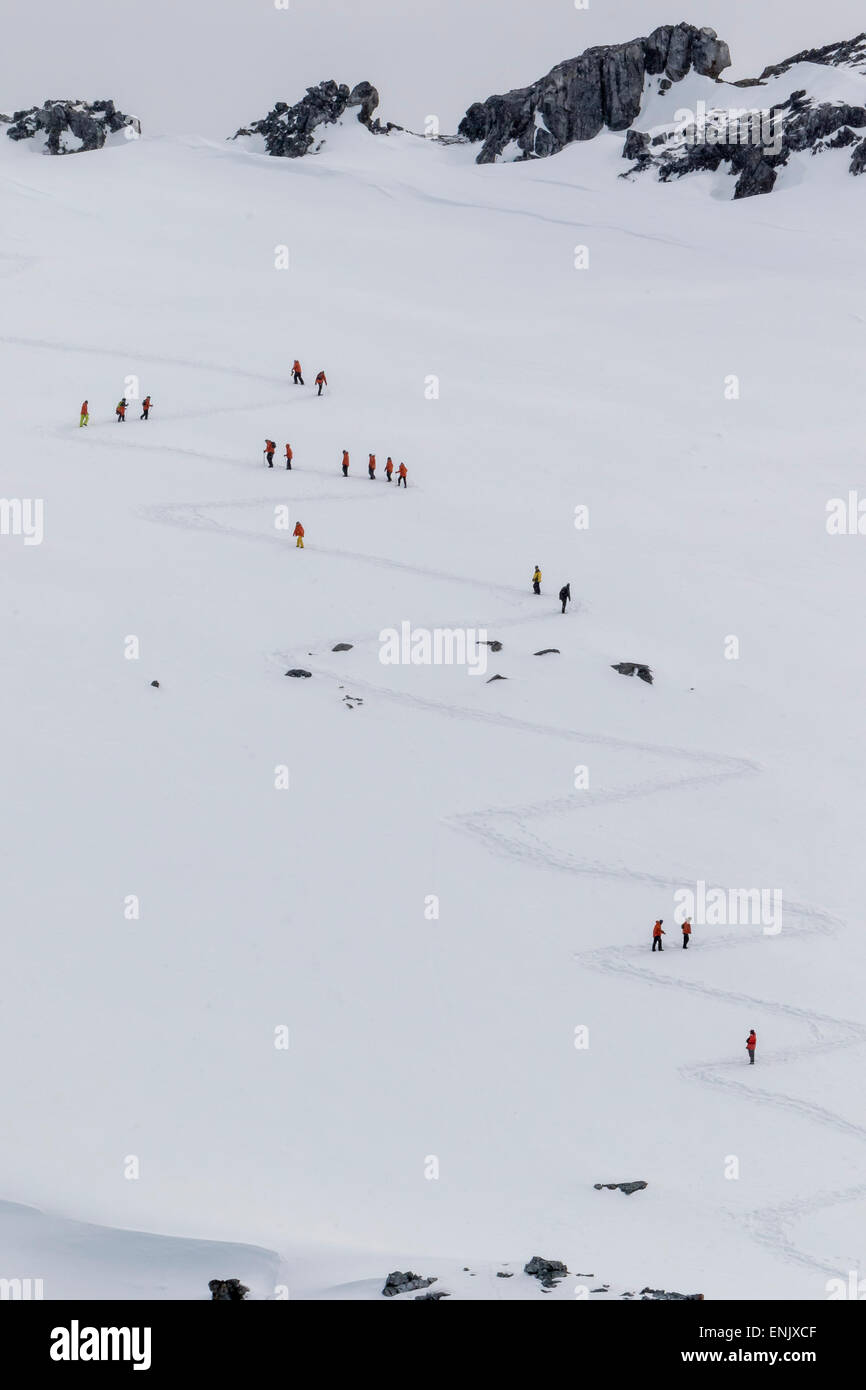 Lindblad Expeditions guests from the National Geographic Explorer ...