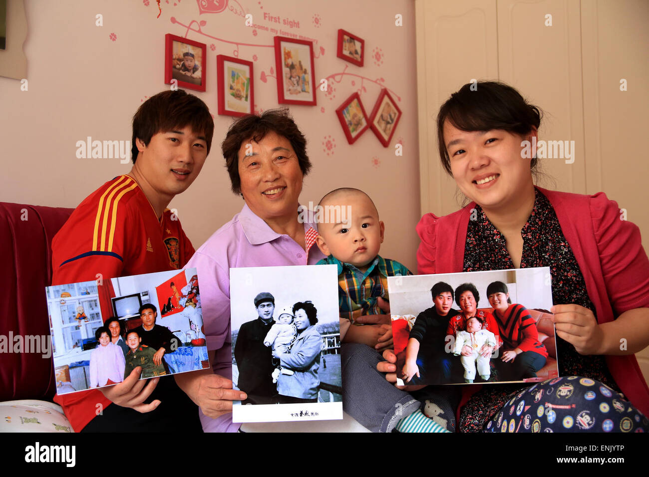 Zhang han family hi-res stock photography and images - Alamy