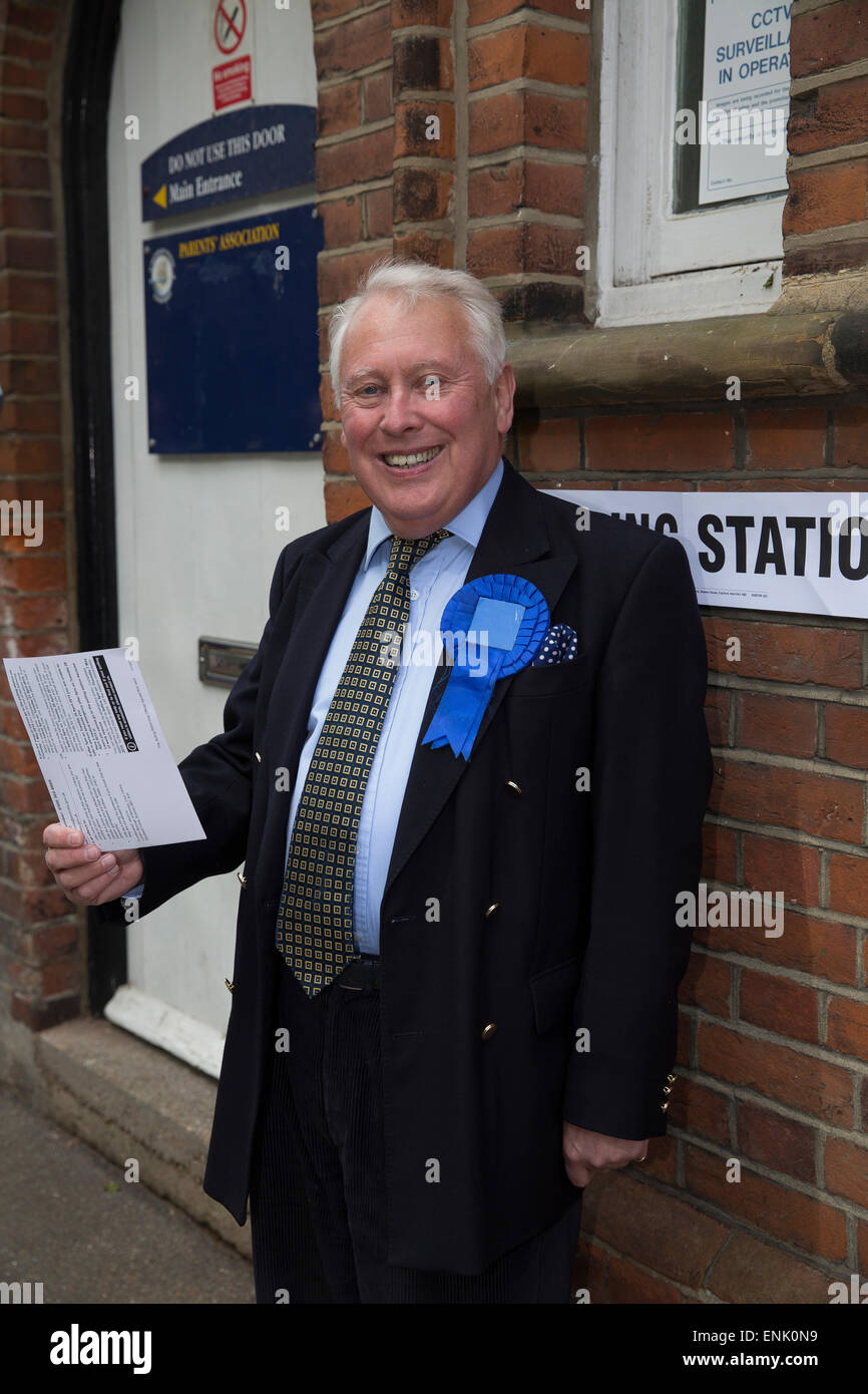 Bob neill mp seen casting hi-res stock photography and images - Alamy