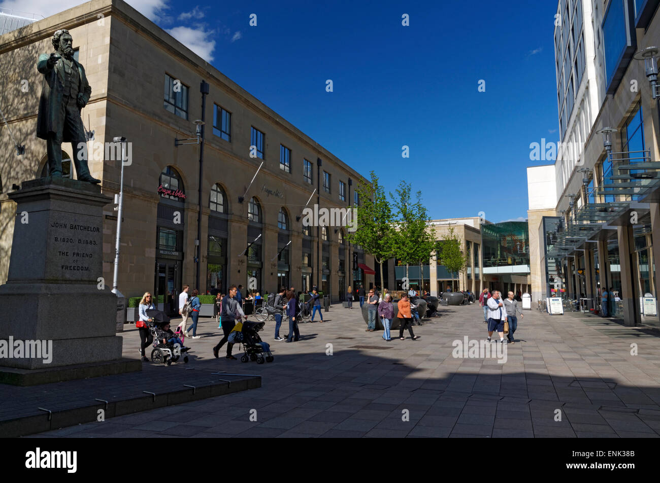 Statue of john batchelor hi-res stock photography and images - Alamy