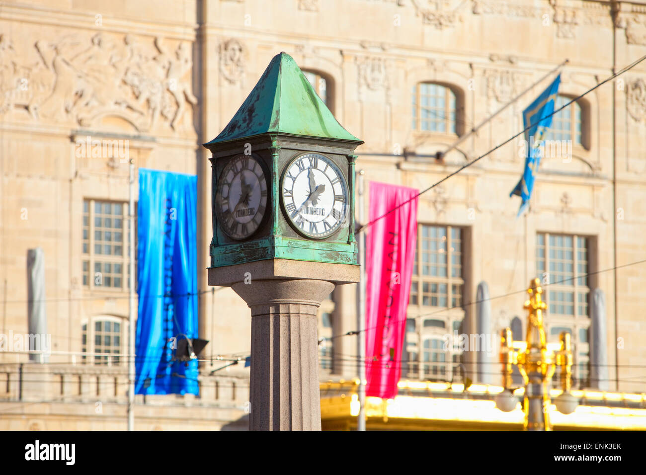 Royal clock hi-res stock photography and images - Alamy