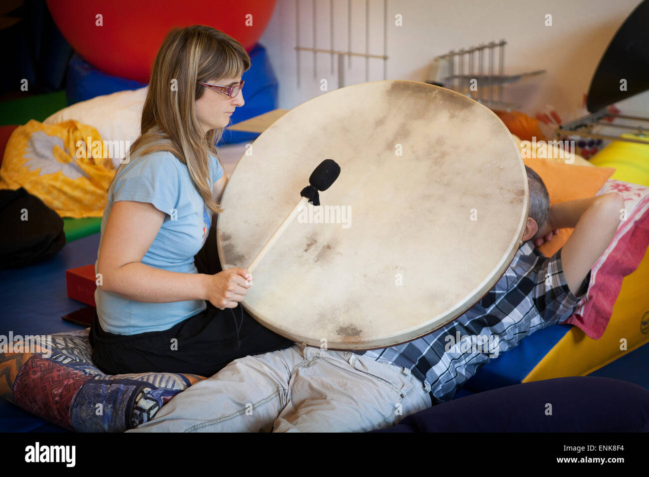 Percussion therapy hi-res stock photography and images - Alamy