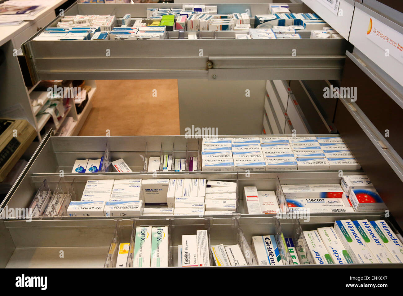 Drugstore drugstores pharmacies pharmaceutical chemists chemists hi-res ...