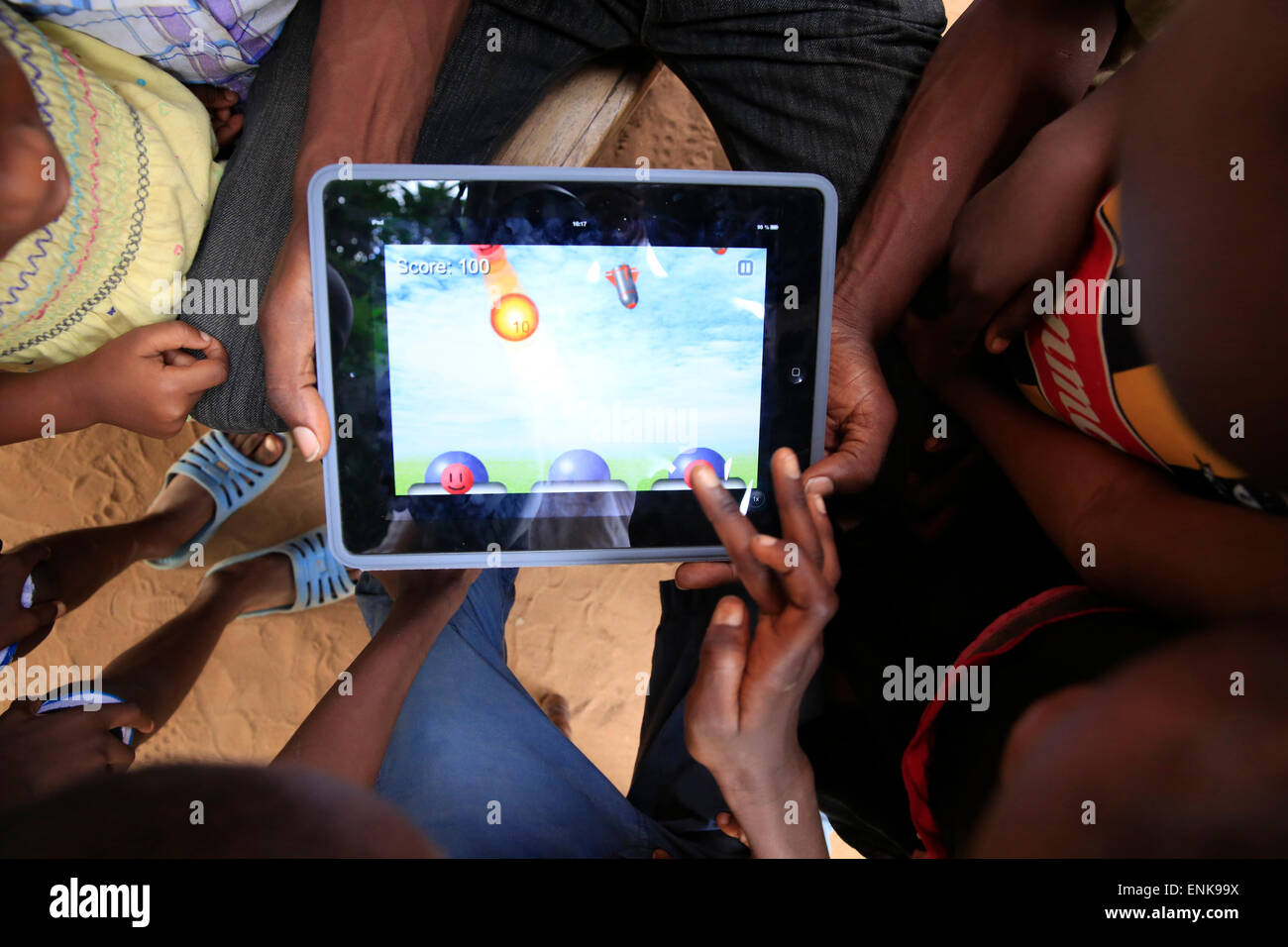 Child ipad african hi-res stock photography and images - Alamy