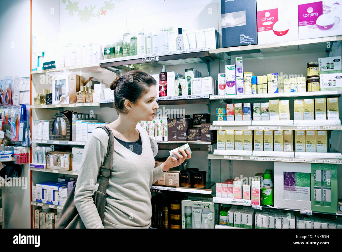 Mature woman prescription box hi-res stock photography and images - Alamy