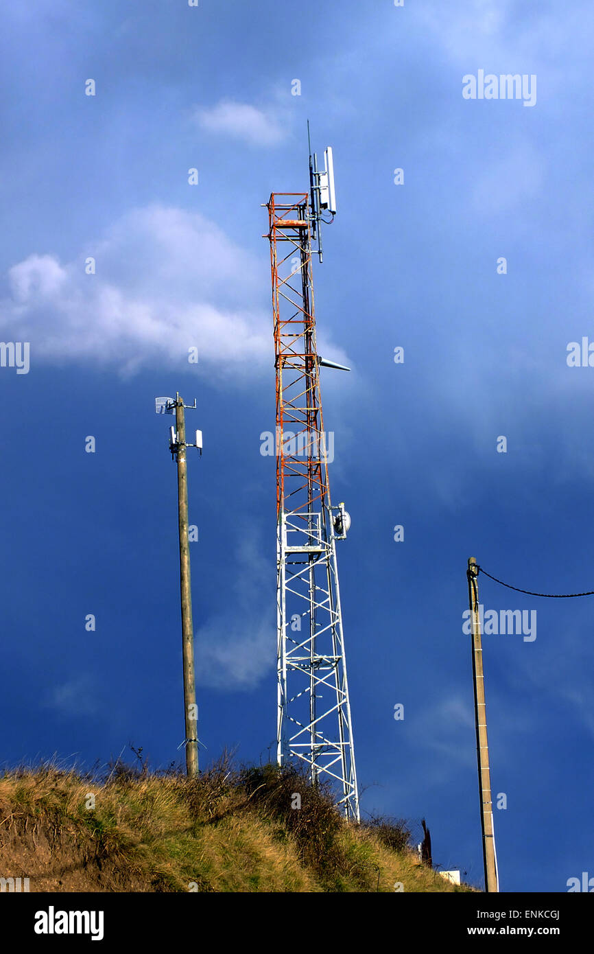 Mobile phone pylons hi-res stock photography and images - Alamy