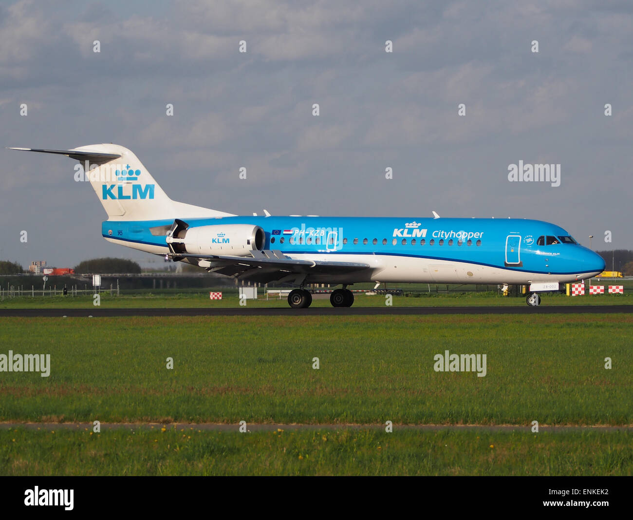 Klm cityhopper ph kzb fokker 70 100 on the polderbaan hi-res stock ...