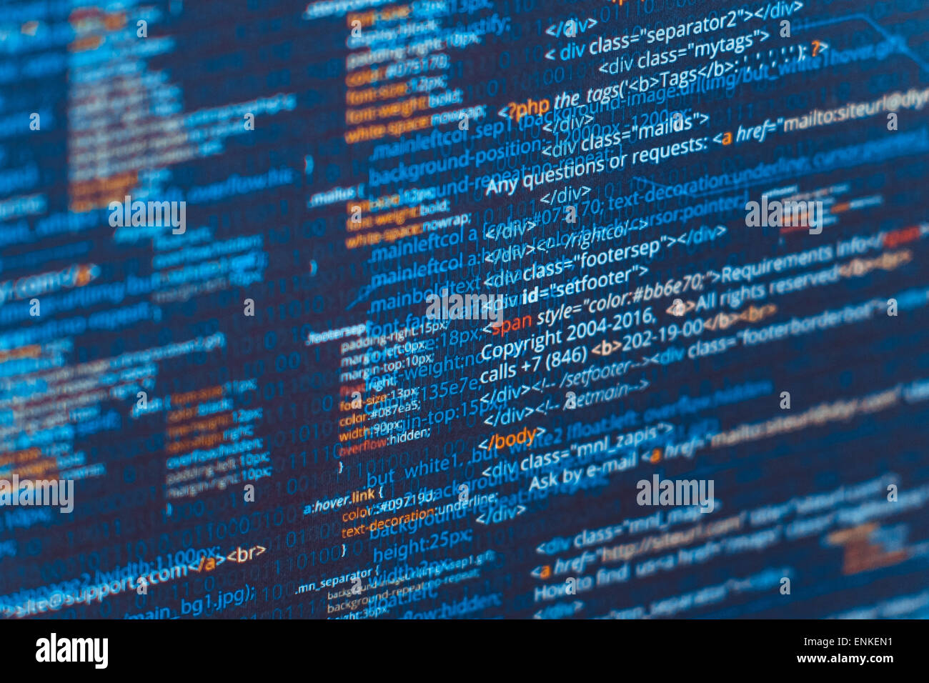 Dark web code hi-res stock photography and images - Alamy