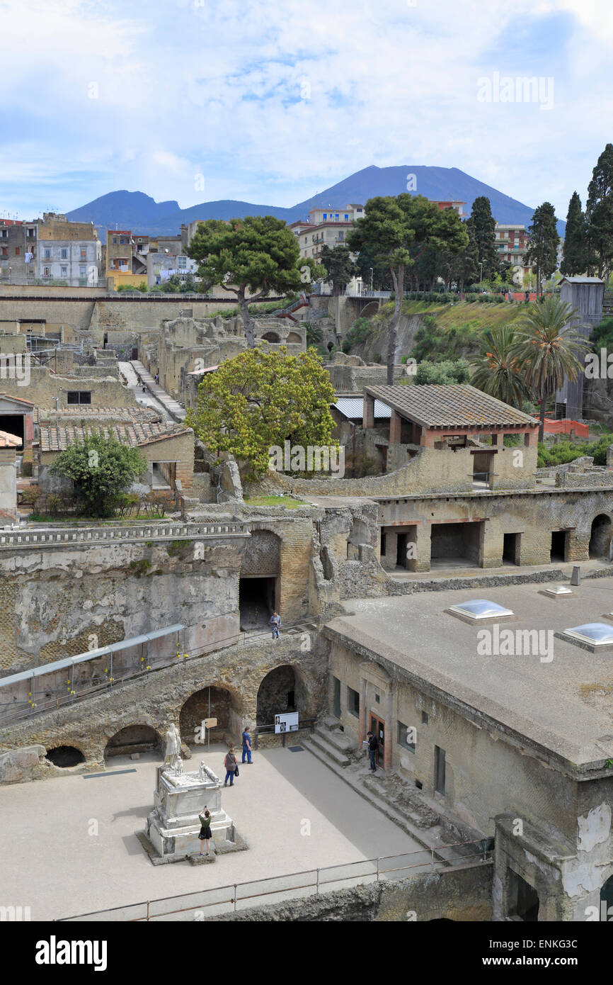 Herculaneum italy vesuvius hi-res stock photography and images - Alamy
