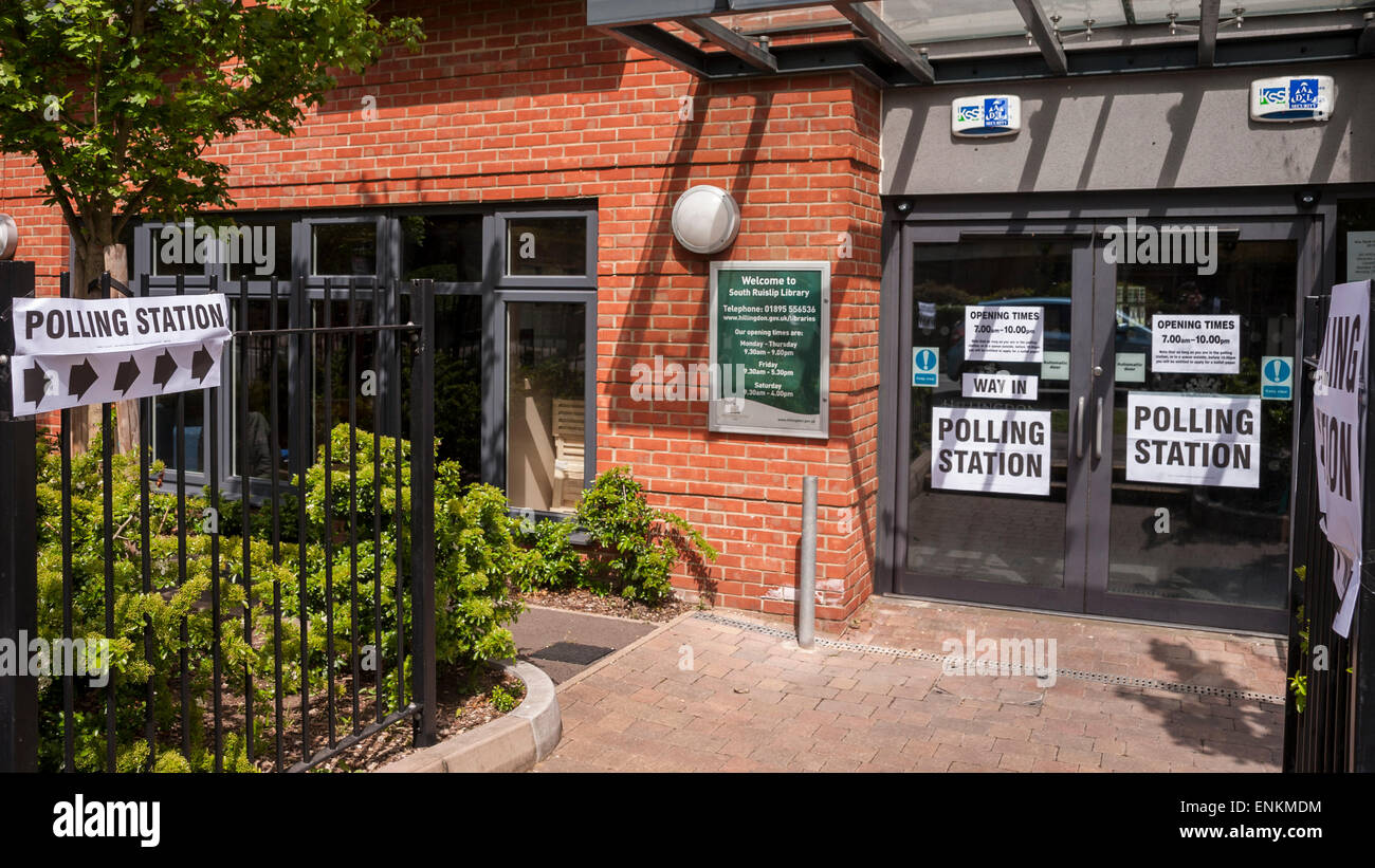 South ruislip library hi-res stock photography and images - Alamy