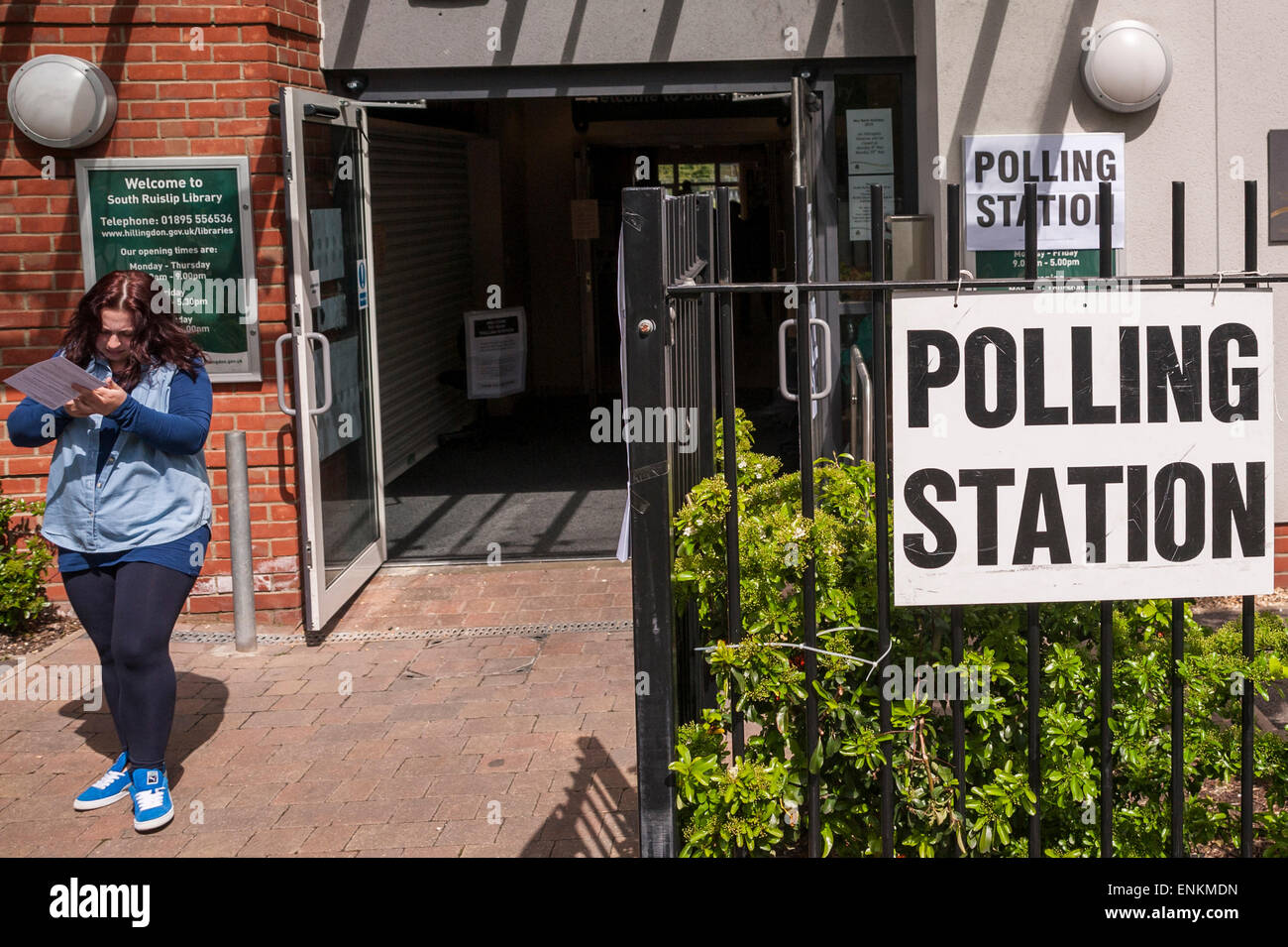 South ruislip library hi-res stock photography and images - Alamy