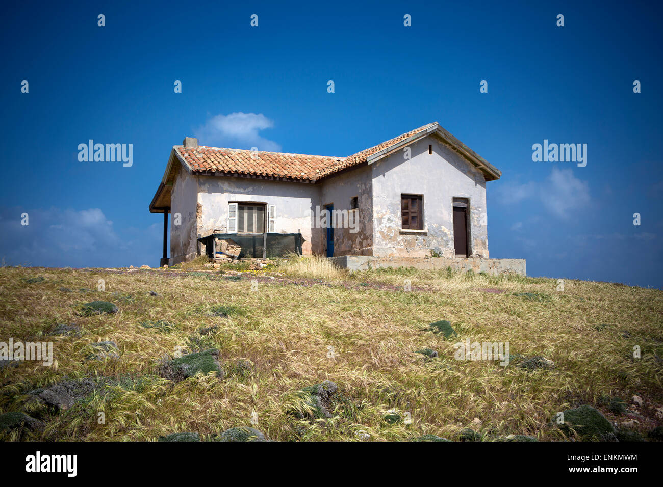 Cyprus cottage hi-res stock photography and images - Alamy